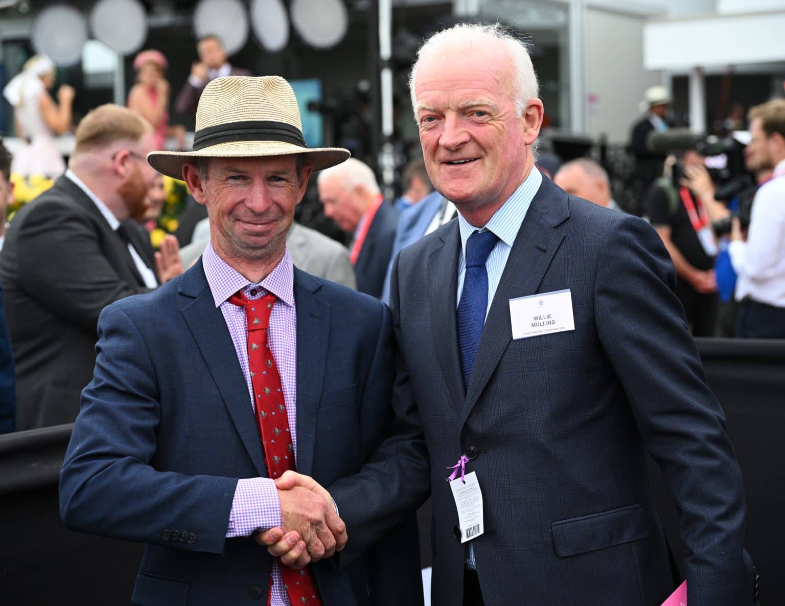 Luck of the Irish prevails as Strictly Business wins VRC Oaks – The ...