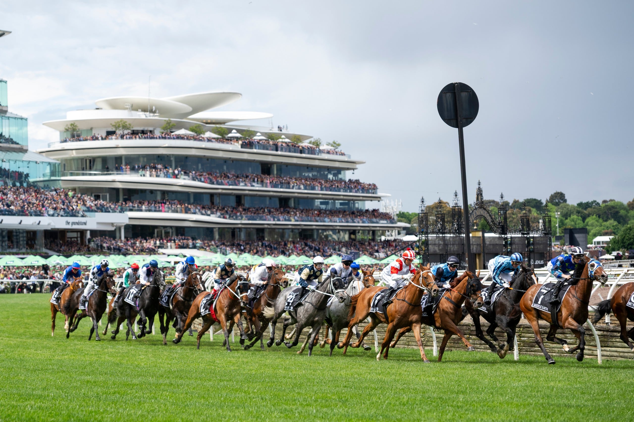 Record Melbourne Cup wagering fuels VRC carnival growth – The Straight